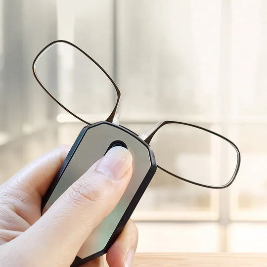 Readers + Keychain Case | ThinOptics | The World's Thinnest Readers + Reading Glasses